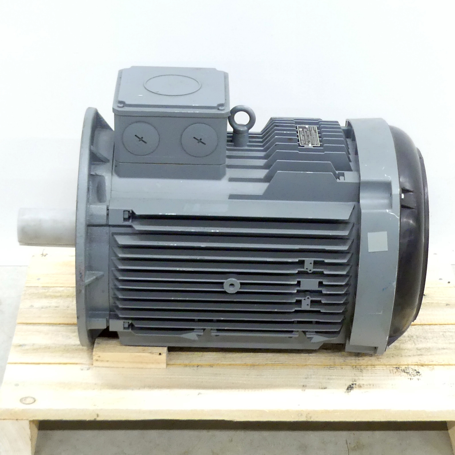 Maschinenteil24 | VEM motors Three-phase motor K11R 180L 4 Exe II T3 ...